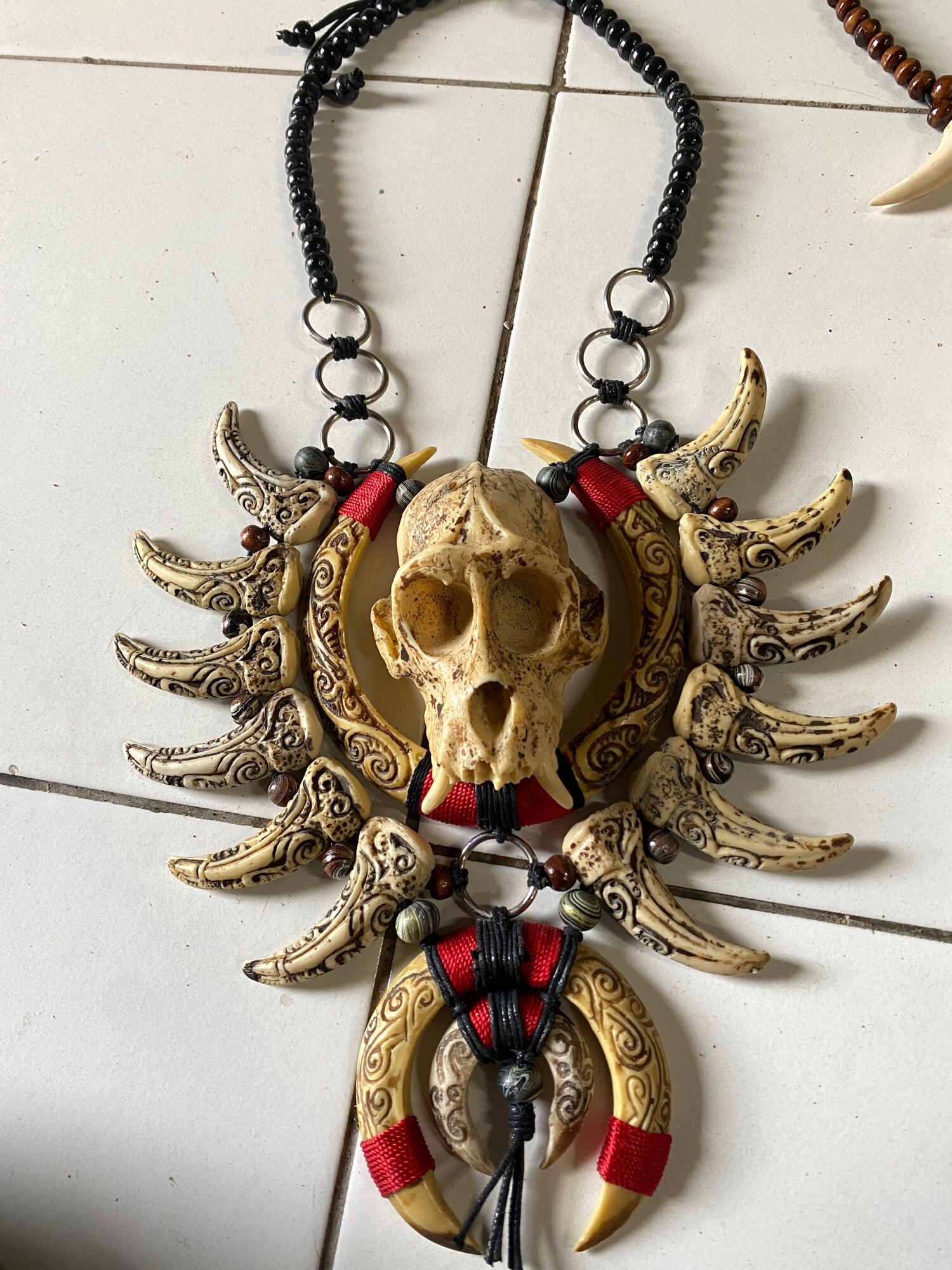 Kalung etnik taring rentengan khas kalimantan | Lazada Indonesia