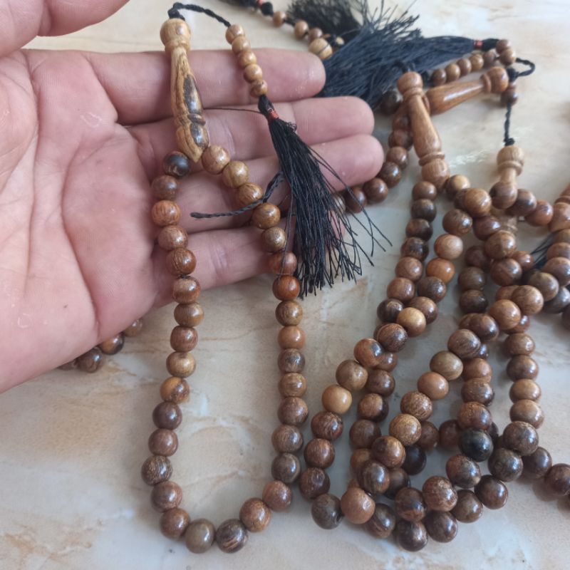 tasbih kayu gaharu dan wangi 8mm tasbih kayu gaharu tasbih kayugaharu ...