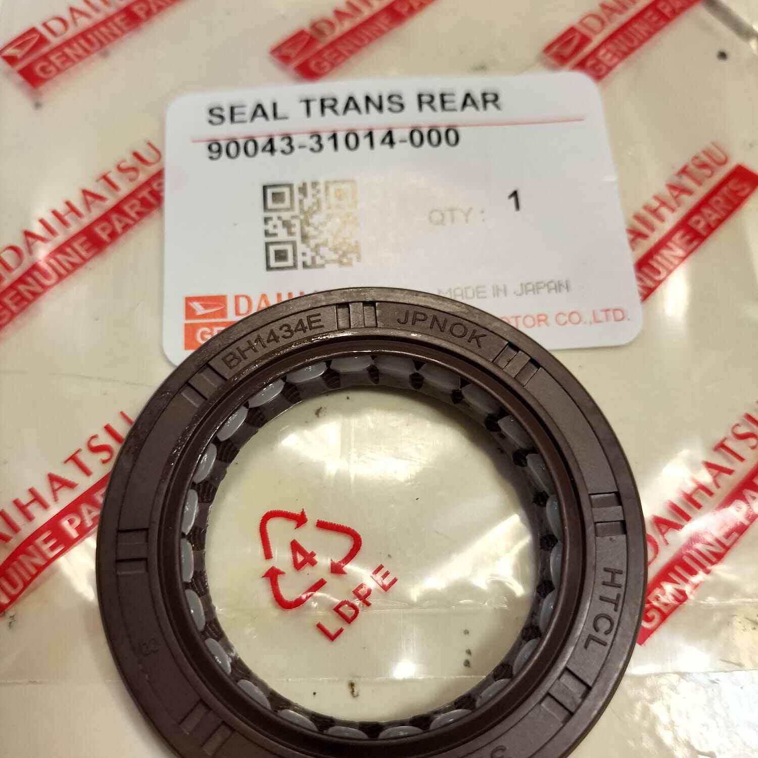 oil seal seal oli transmisi belakang Avanza rush grandmax 90043-31013 ...