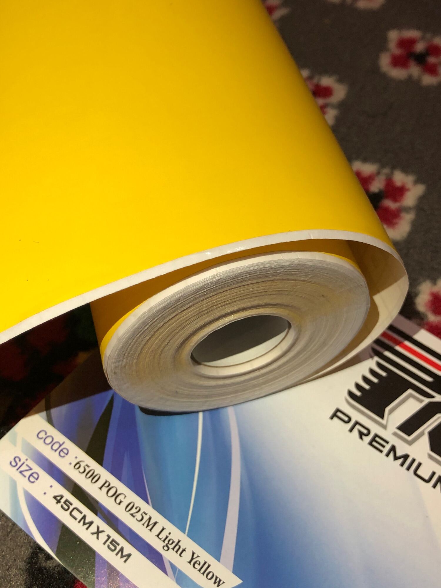 Skotlet kuning lemon doff scotlite profix (L 45cm x P 50cm) | Lazada ...