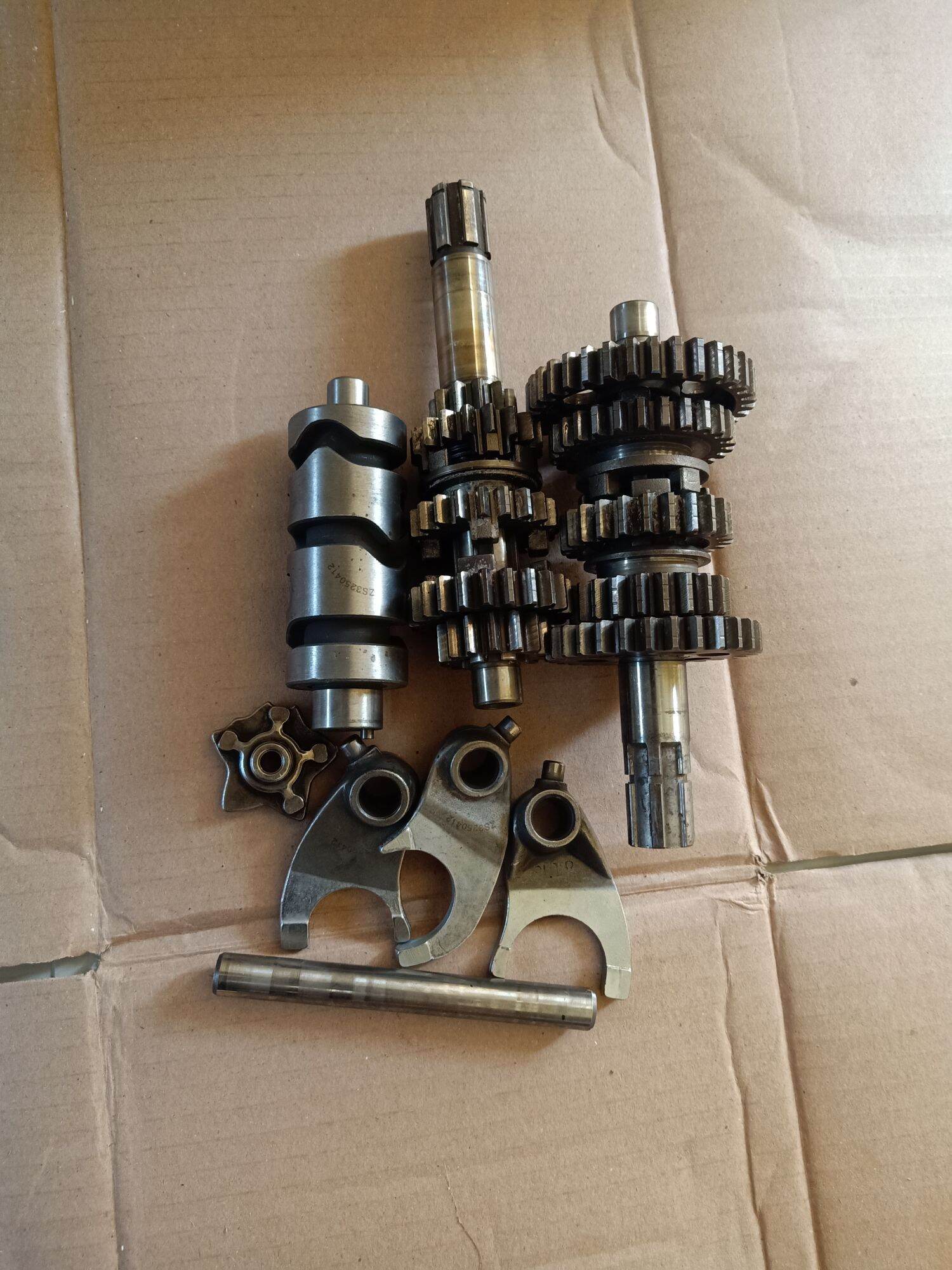 gigi rasio gigi susun gearbox rasio gigi transmisi kasar viar 150 ...