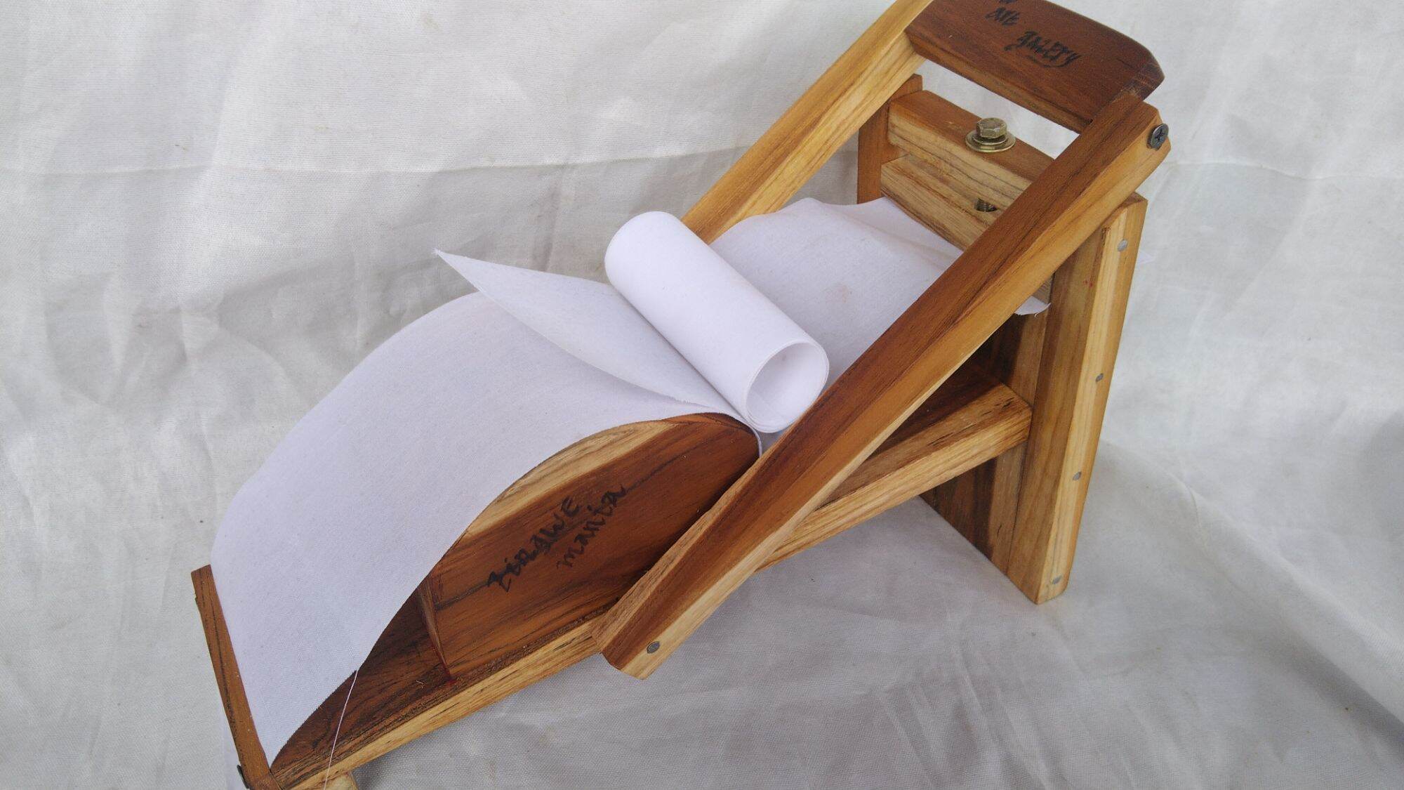 alat cetak / alat linting model becak / bahan full kayu jati Jawa/finishing biopolis Natural ...