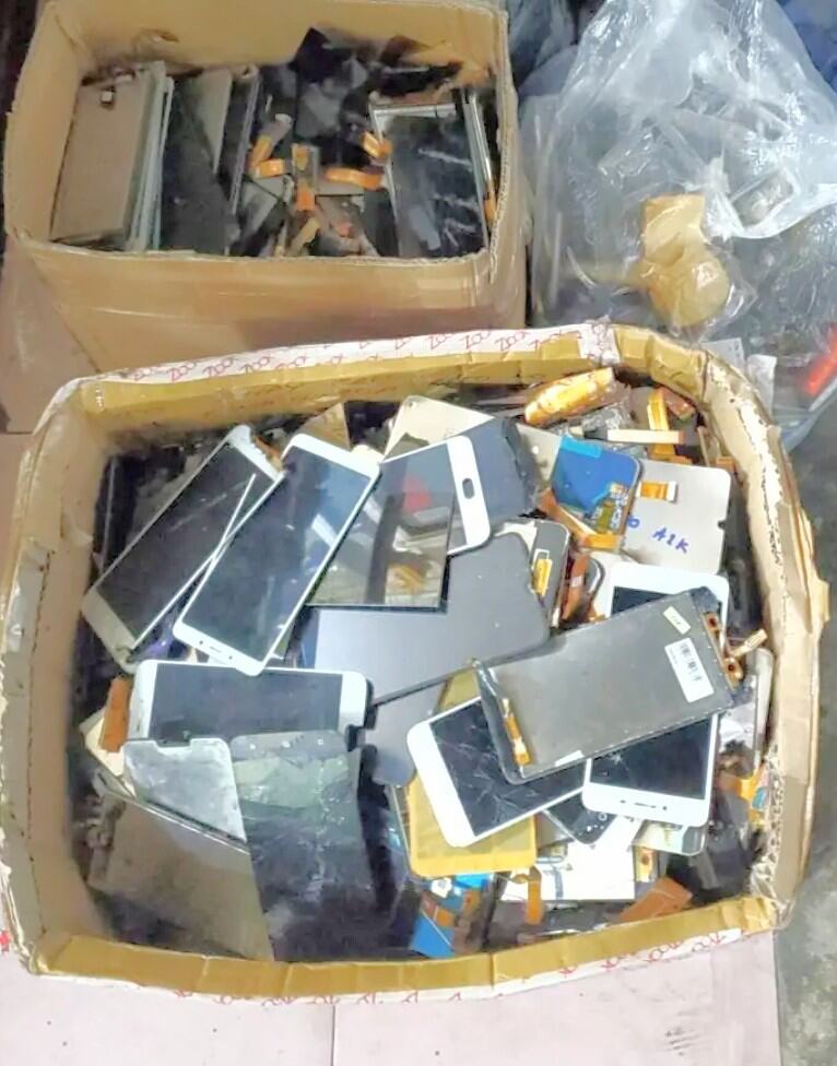 lcd hp rusak pecah hancur bahan lebur emas/kilo | Lazada Indonesia