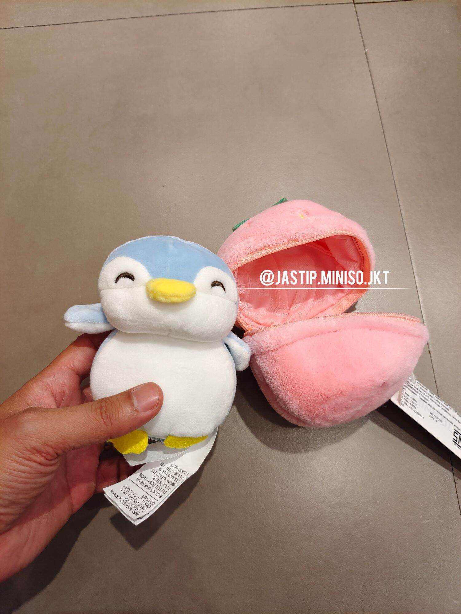 MINISO 🆕 Boneka PENGUIN Plush Toy Surprise STRAWBERRY (sz.13cm ...
