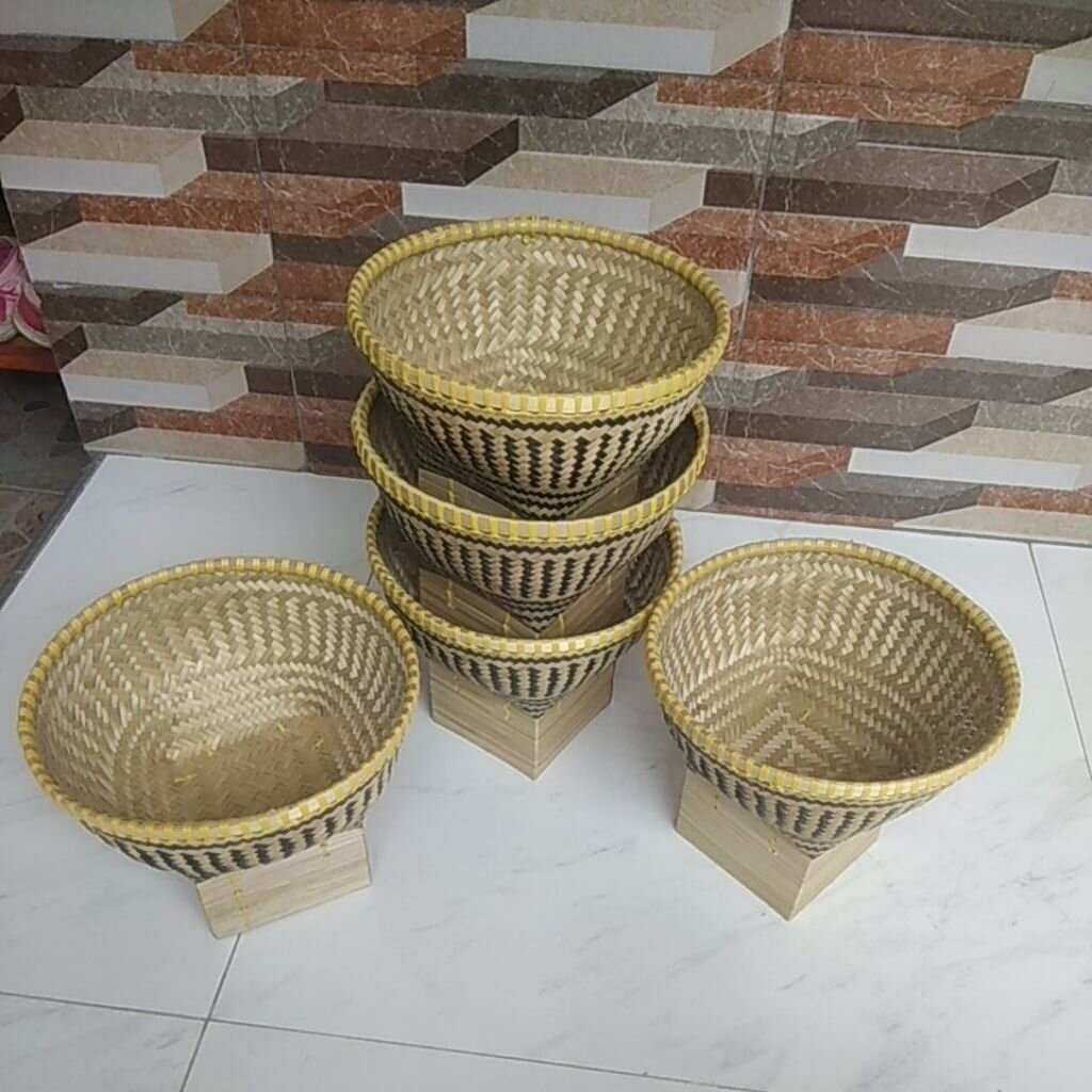 Bakul Bambu Ukuran Kecil - Sangku Tempat Nasi Unik - Bakul Tempat Nasi ...