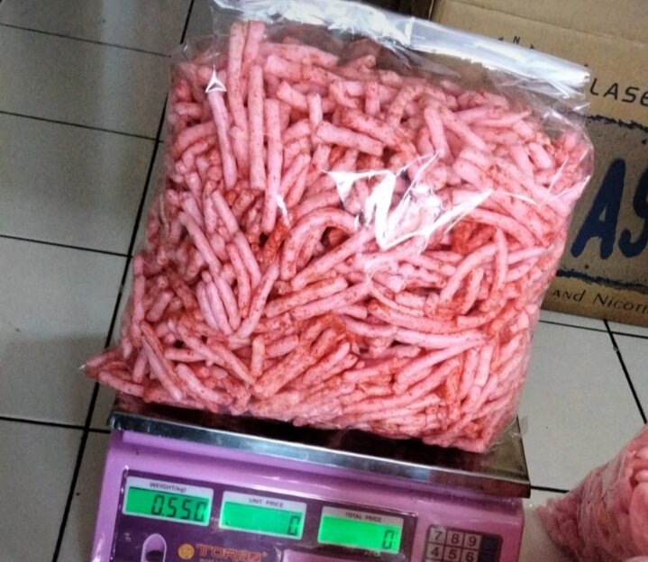 kerupuk cubit cubitan kemasan 1/2kg rasa boleh request pedas, original ...