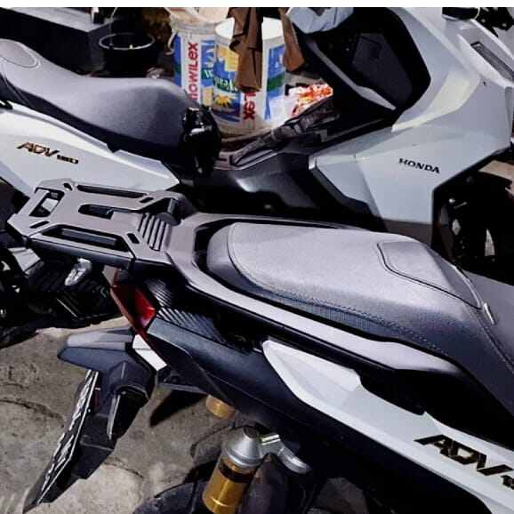 100% new original ( BISA COD ) Bracket Breket Box ADV 150 / ADV 160 ...