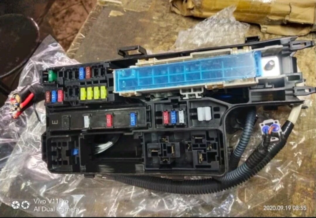 Fuse Box Sekring Depan Innova Fortuner Hilux Diesel 2004-2015 Original ...