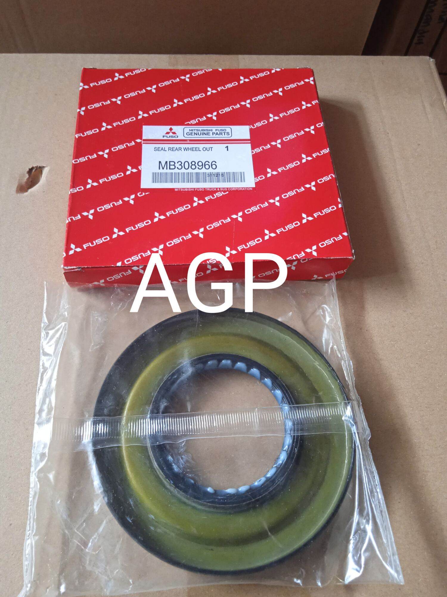 Oil Seal Roda Sil Roda Belakang Luar Canter Hdx PS136 MB308966 | Lazada ...