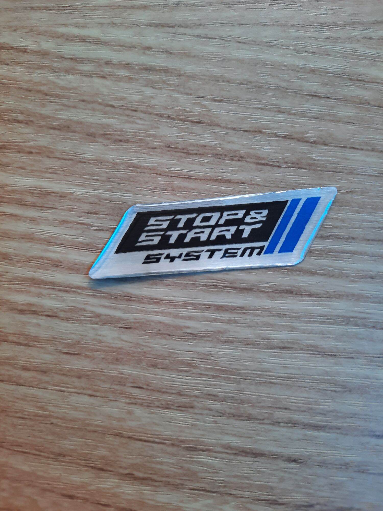 stiker tumbul resin emblem Stop & start system stiker motor timbul ...