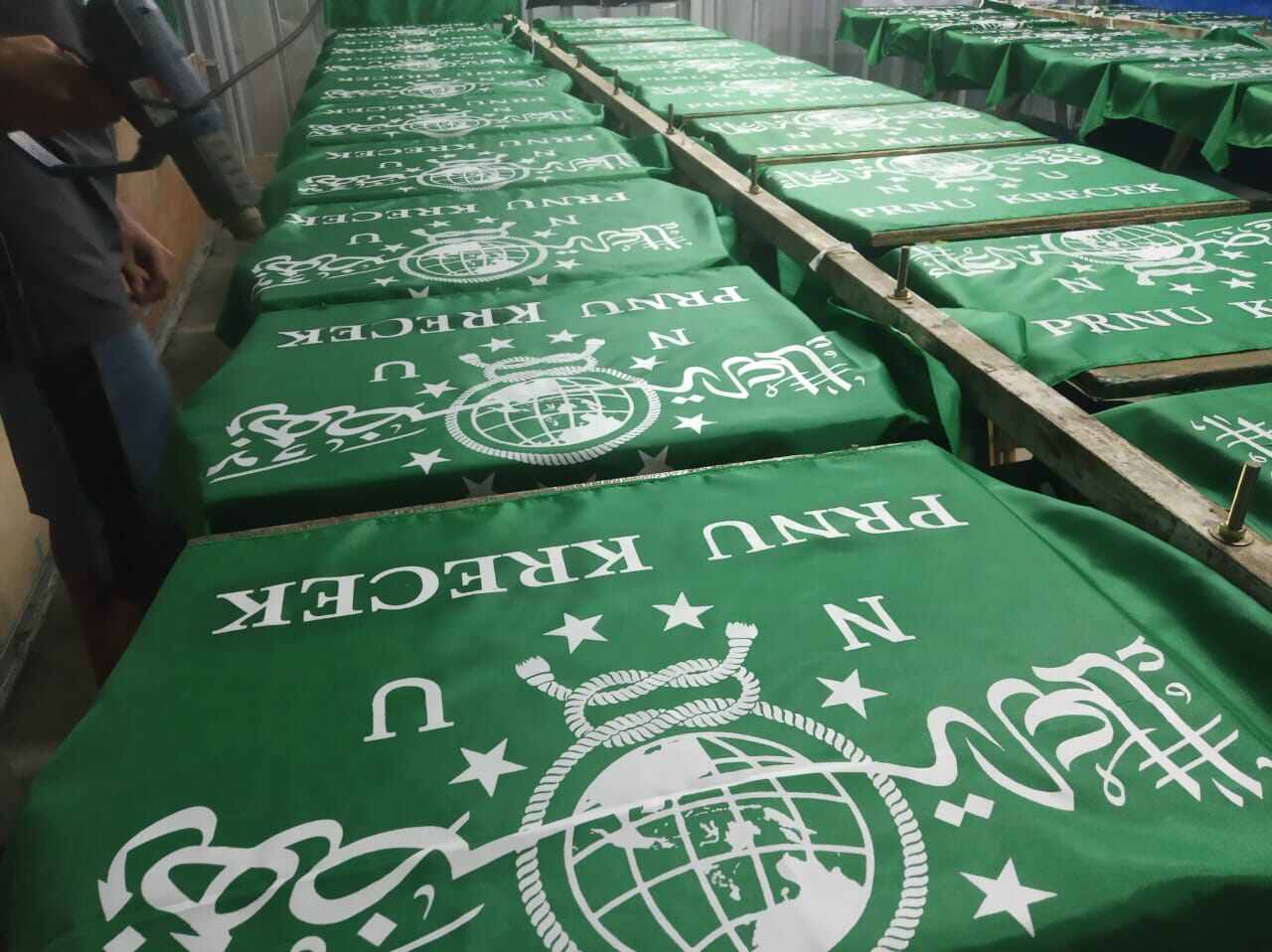 (isi 50pcs) bendera NU ukuran 90cm x 60cm, bisa rikues tambah tulisan ...