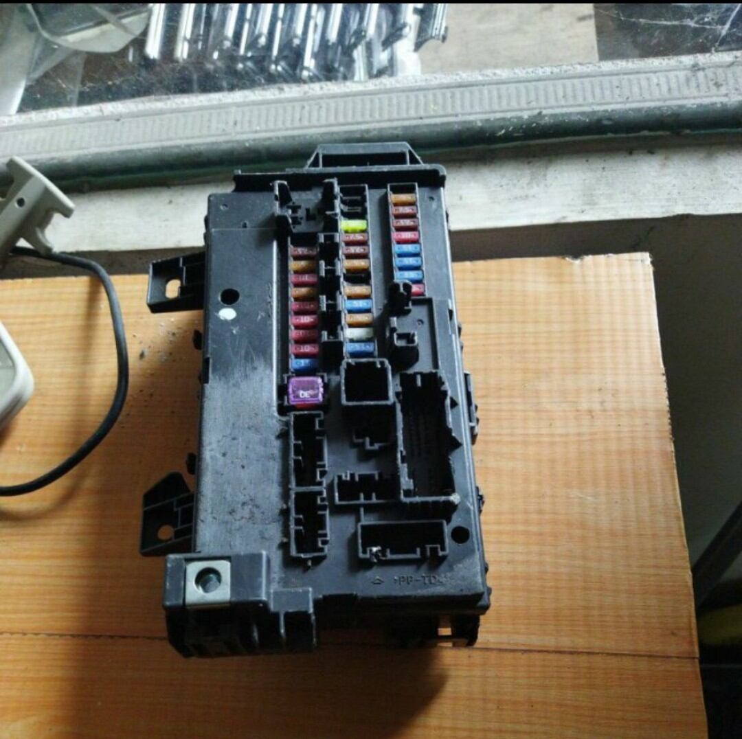 Box Sikring atau Fuse Box Calya Sigra | Lazada Indonesia
