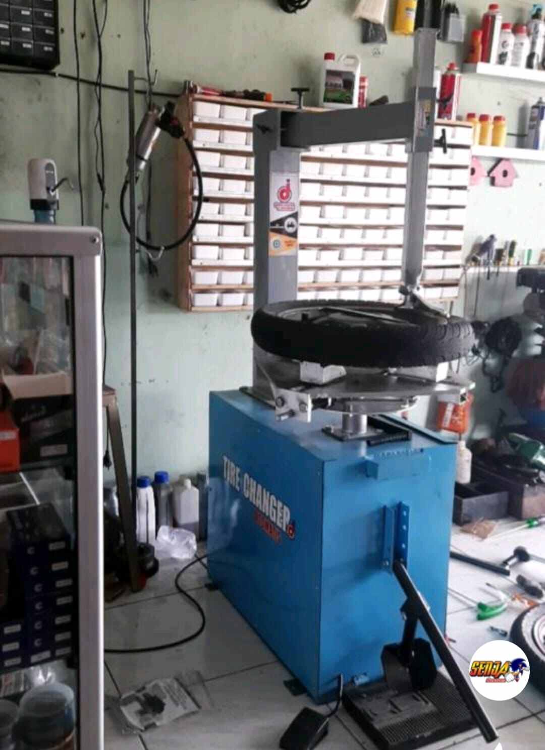 Tyre changer mesin buka ban semi otomatis alat congkel bonus press ban ...