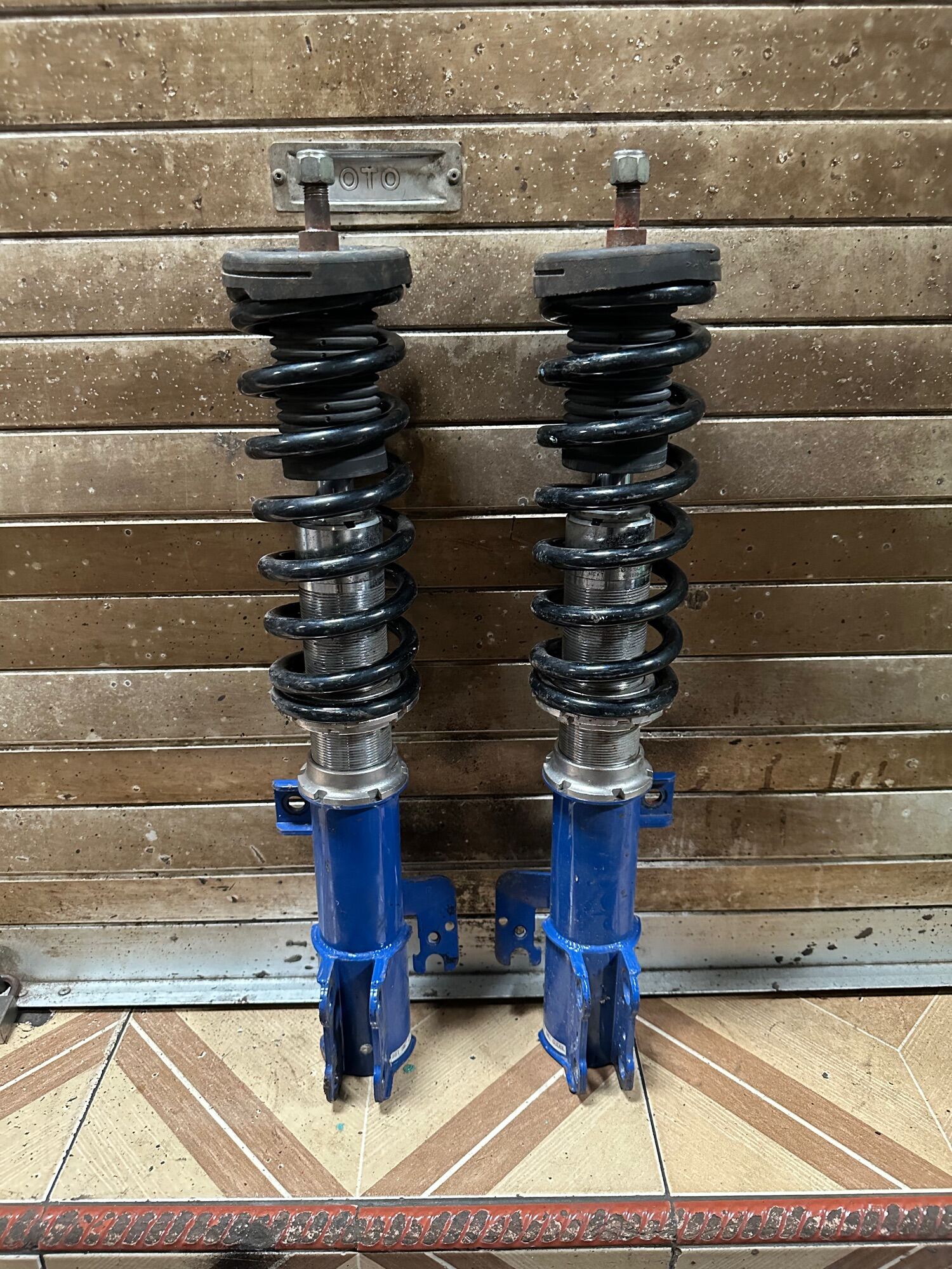 Coil Over Adjustable Coilover Shockbreaker Custom Depan Toyota Lexus ...