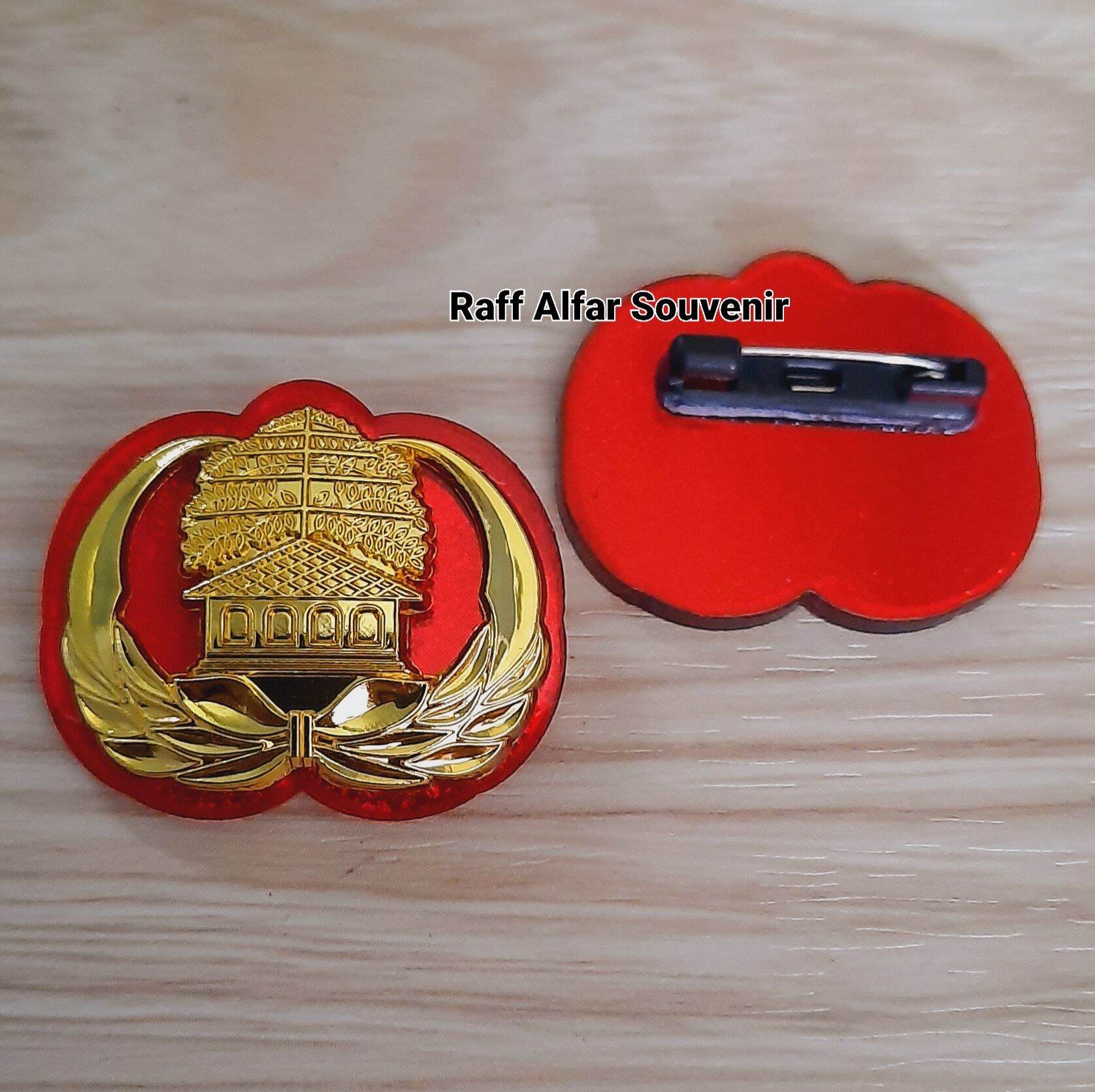 PIN KORPRI MODEL TERBARU LAPIS AKRILIK MERAH LEBIH MEWAH DIPAKAI / PIN ...
