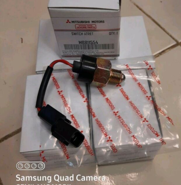 Switch swith swit Atret Mundur Back UP switch Mitsubishi L200 L 200 ...