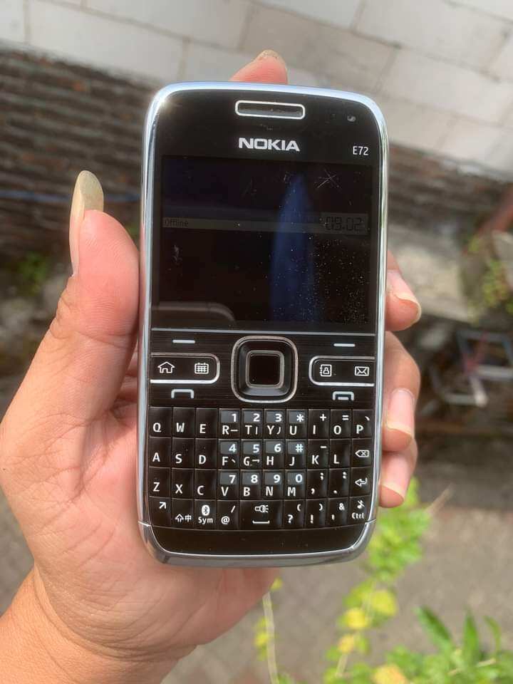Nokia E72 black edition | Lazada Indonesia