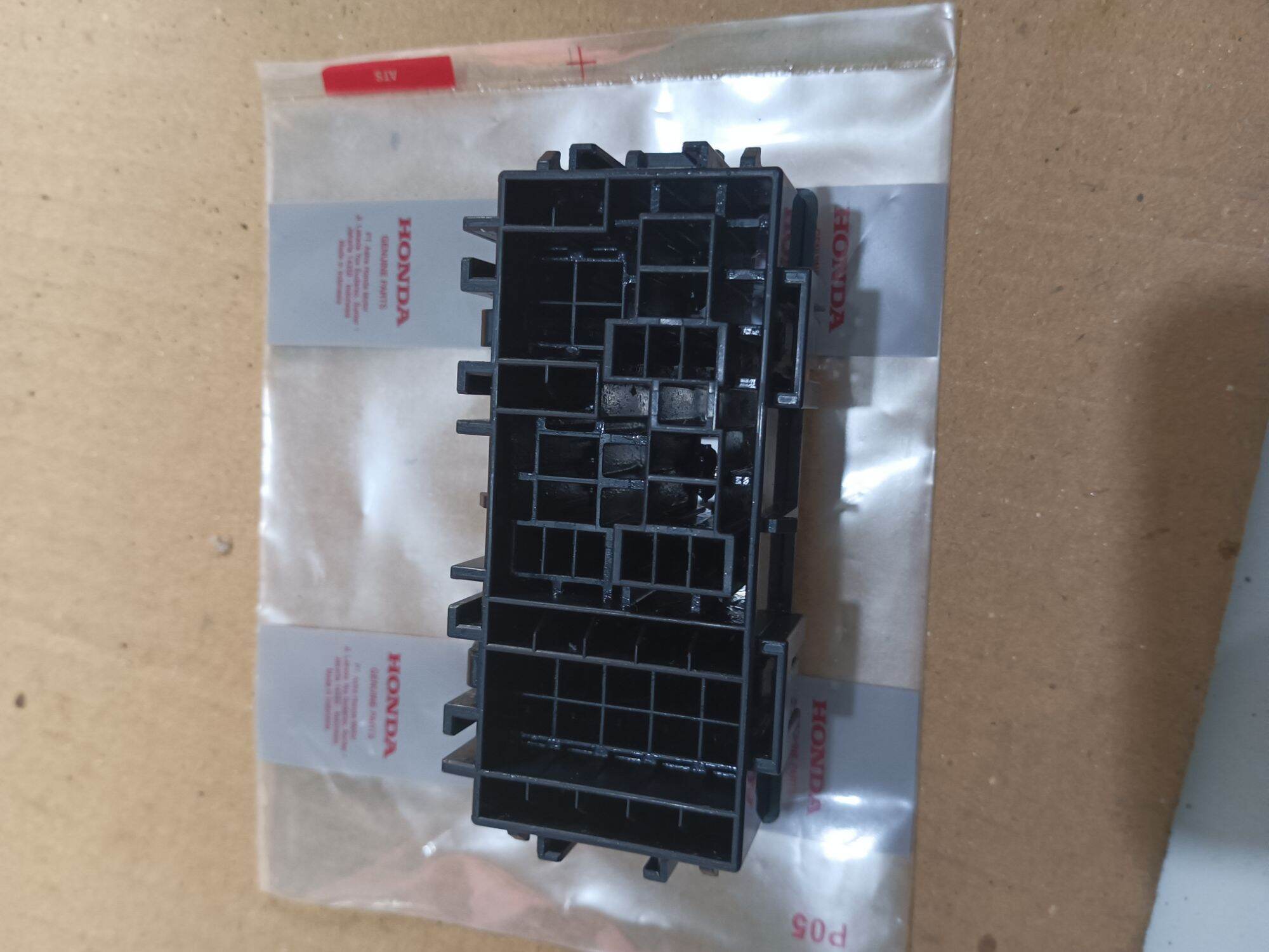 box sikring/rumah sikring fuse terminal Honda beat fi esp/Genio/Scoopy ...
