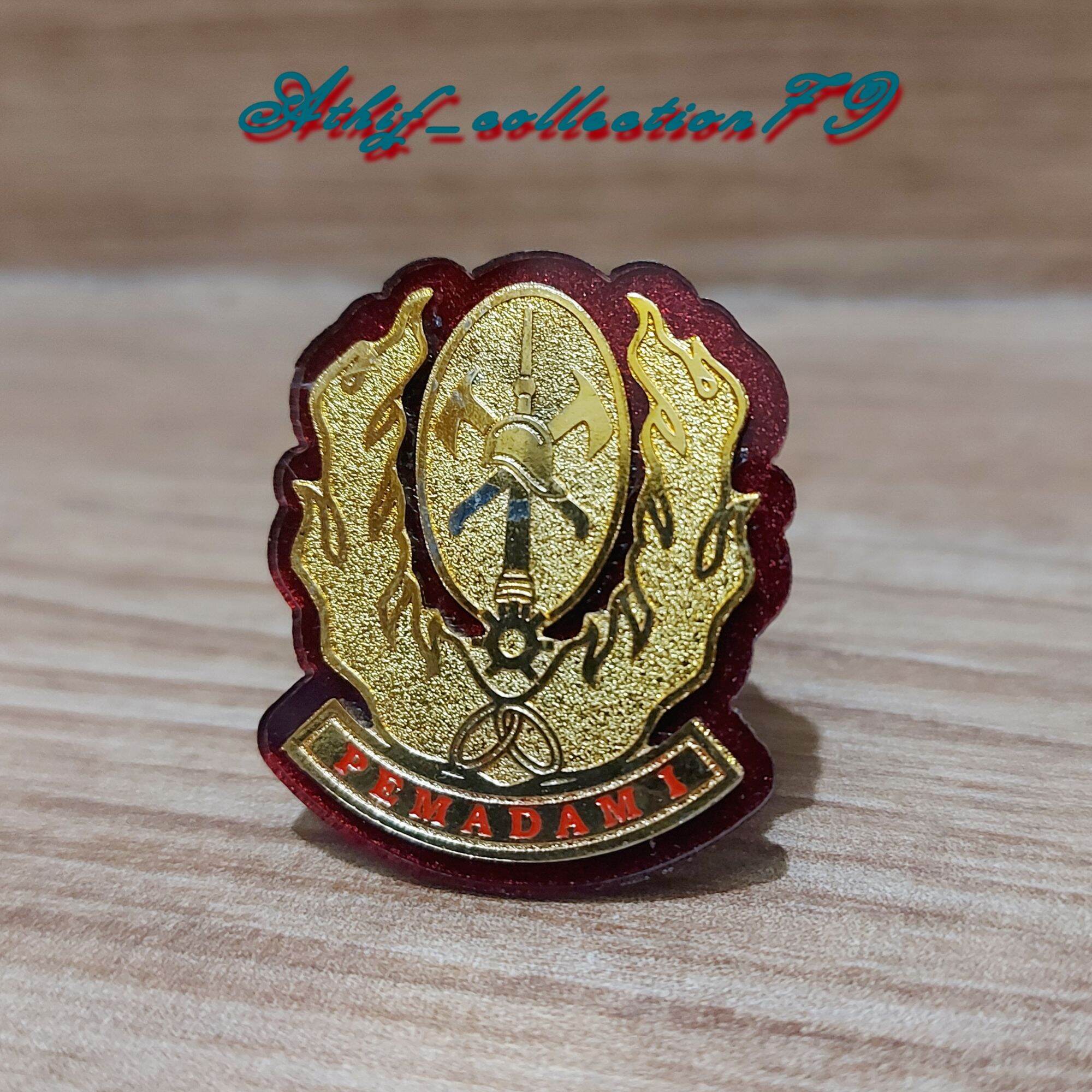 Pin Pemadam 1 Pin Pemadam 2 Kuningan Magnet Lencana Pemadam Damkar ...
