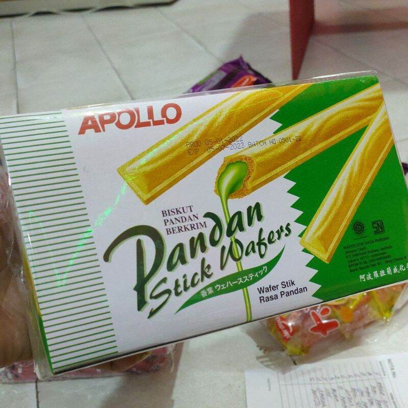 Apollo Stick Wafers Chocolate - Pandan - Strawberry | Lazada Indonesia