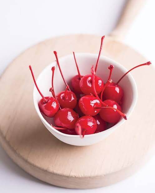 Buah Cherry Merah Tangkai Isi 5 / Chery Merah / Ceri Tangkai | Lazada ...