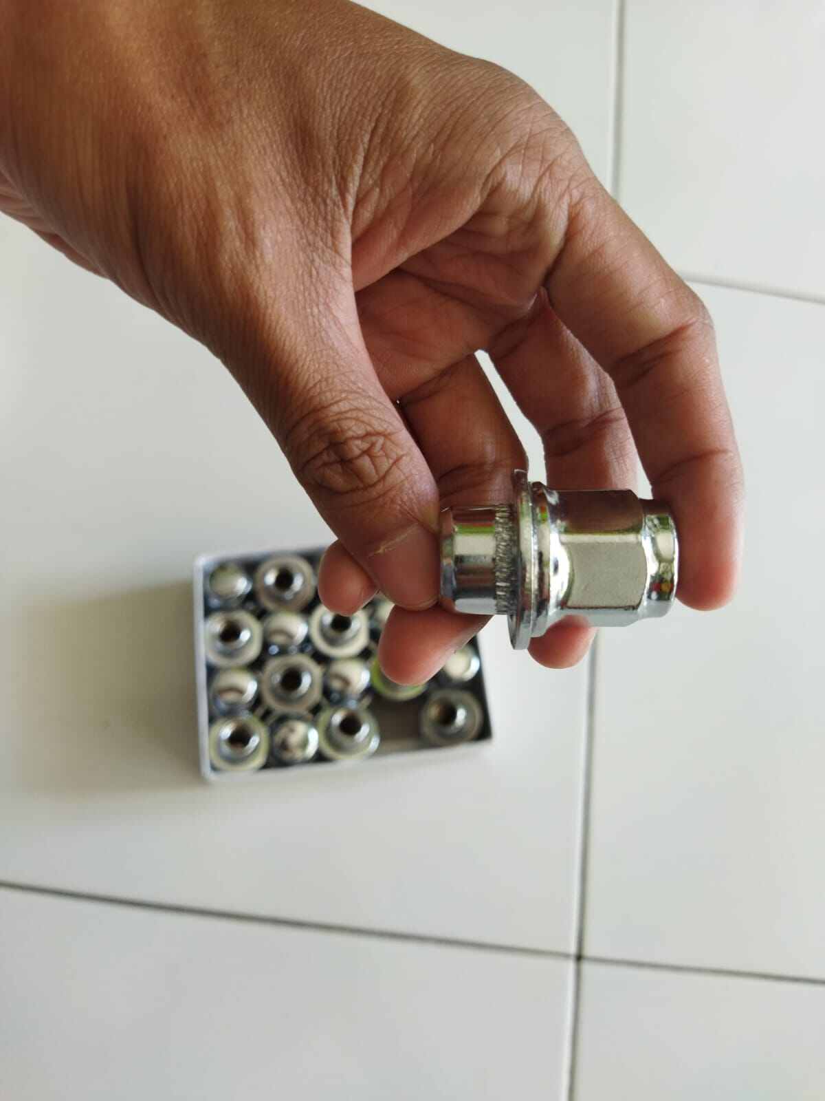 Mur Baut Roda Inova (harga 1pack) | Lazada Indonesia