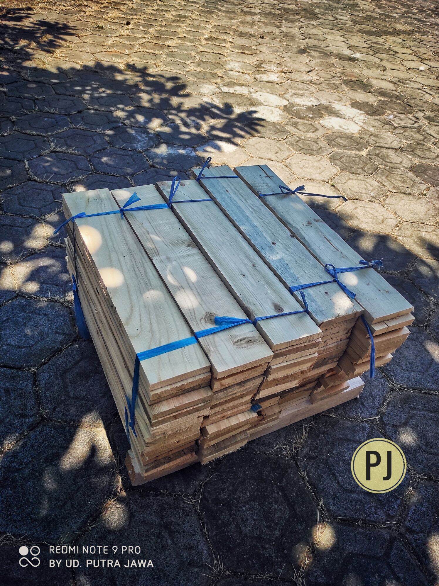 Kayu Jati Belanda / Pinus / Pinewood, Jati londo papan batangan Ukuran ...