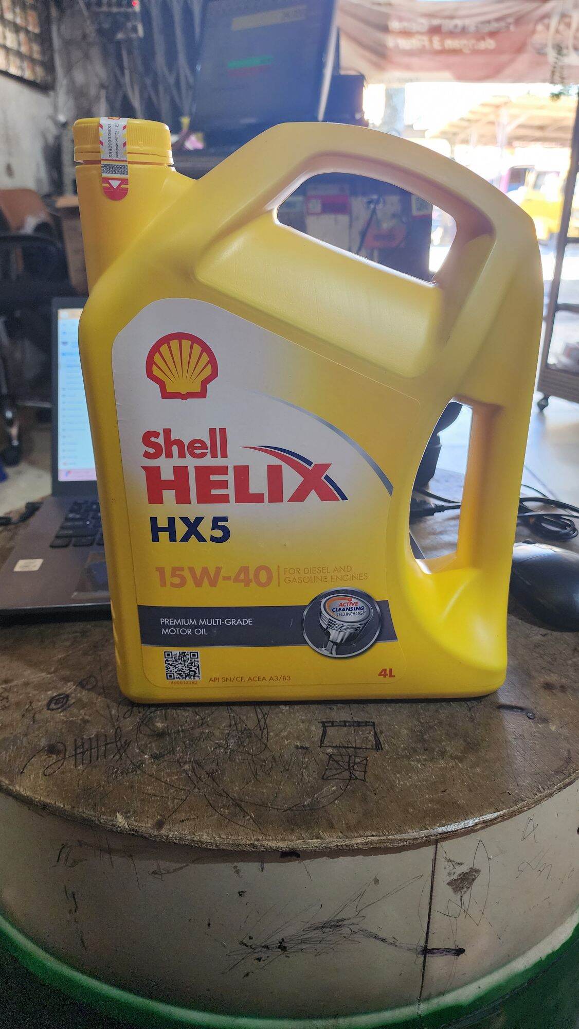 Oli Mesin Mobil Shell Helix Hx5 15W-40 4liter 100 PERSEN ORIGINAL ...