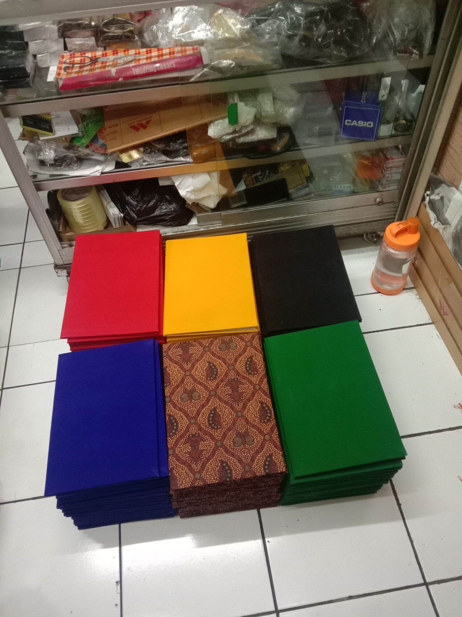 map upacara bahan bludru ada 6 variasi warna ukuran f4 | Lazada Indonesia
