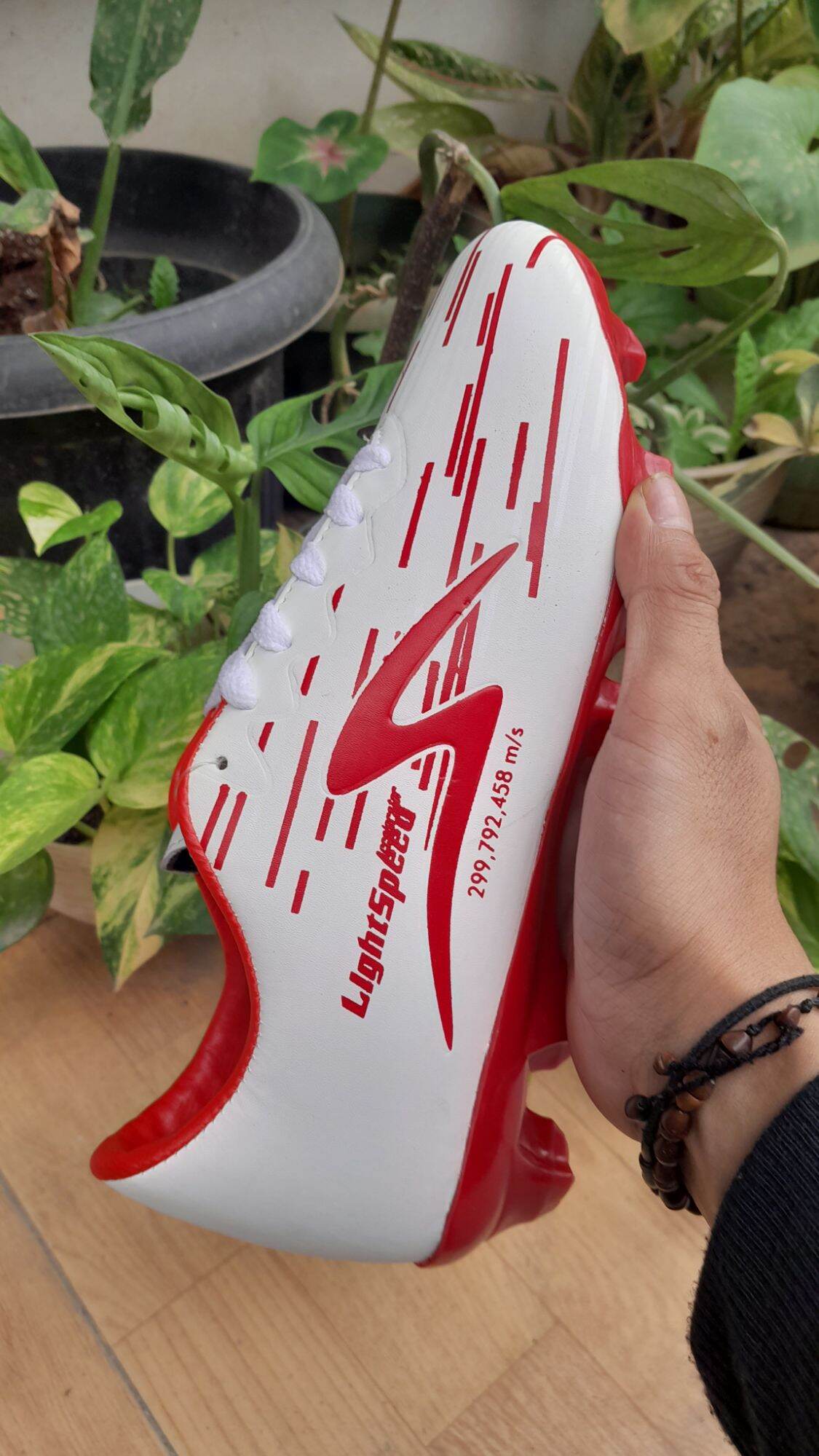 Sepatu sepak bola specs lightspeed rebon putih merah | Lazada Indonesia