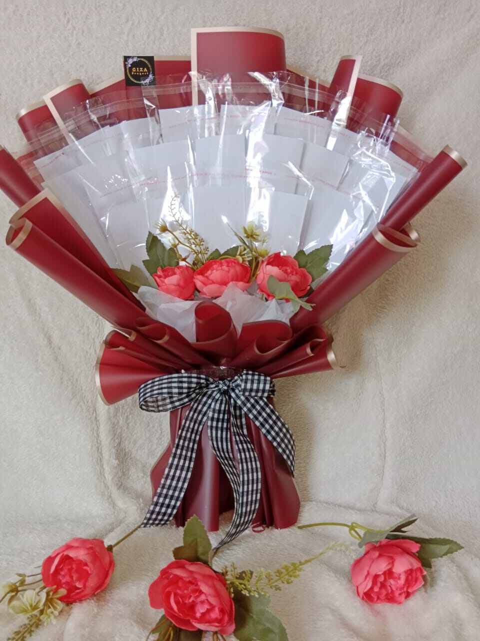 Ready Bouquet / buket kosong full maroon | Lazada Indonesia