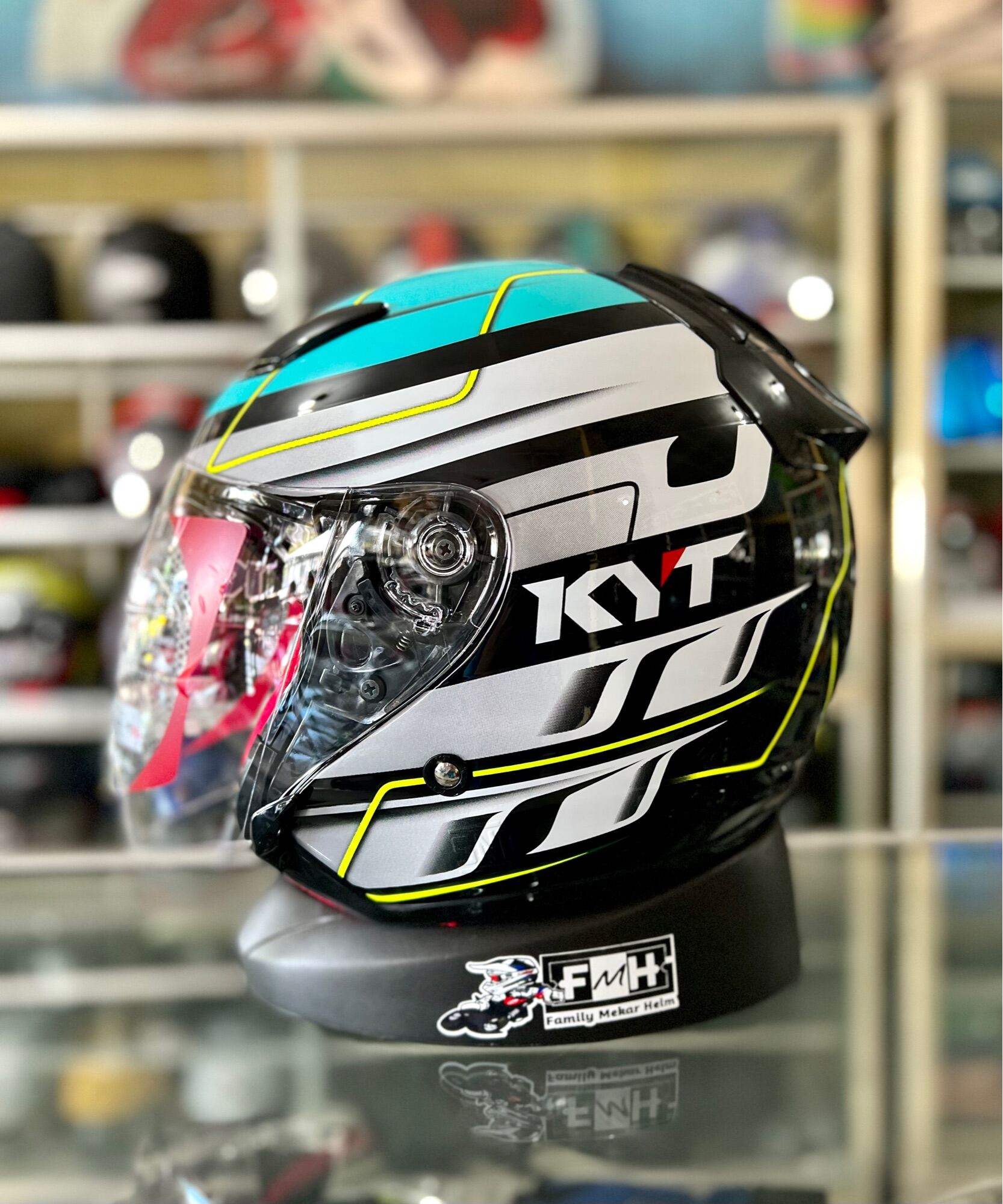 HELM KYT DJ MARU MOTIF SERIE 13 BLACK/BLUEIS GREN HELM HALF FACE ORIGINAL KYT | Lazada Indonesia