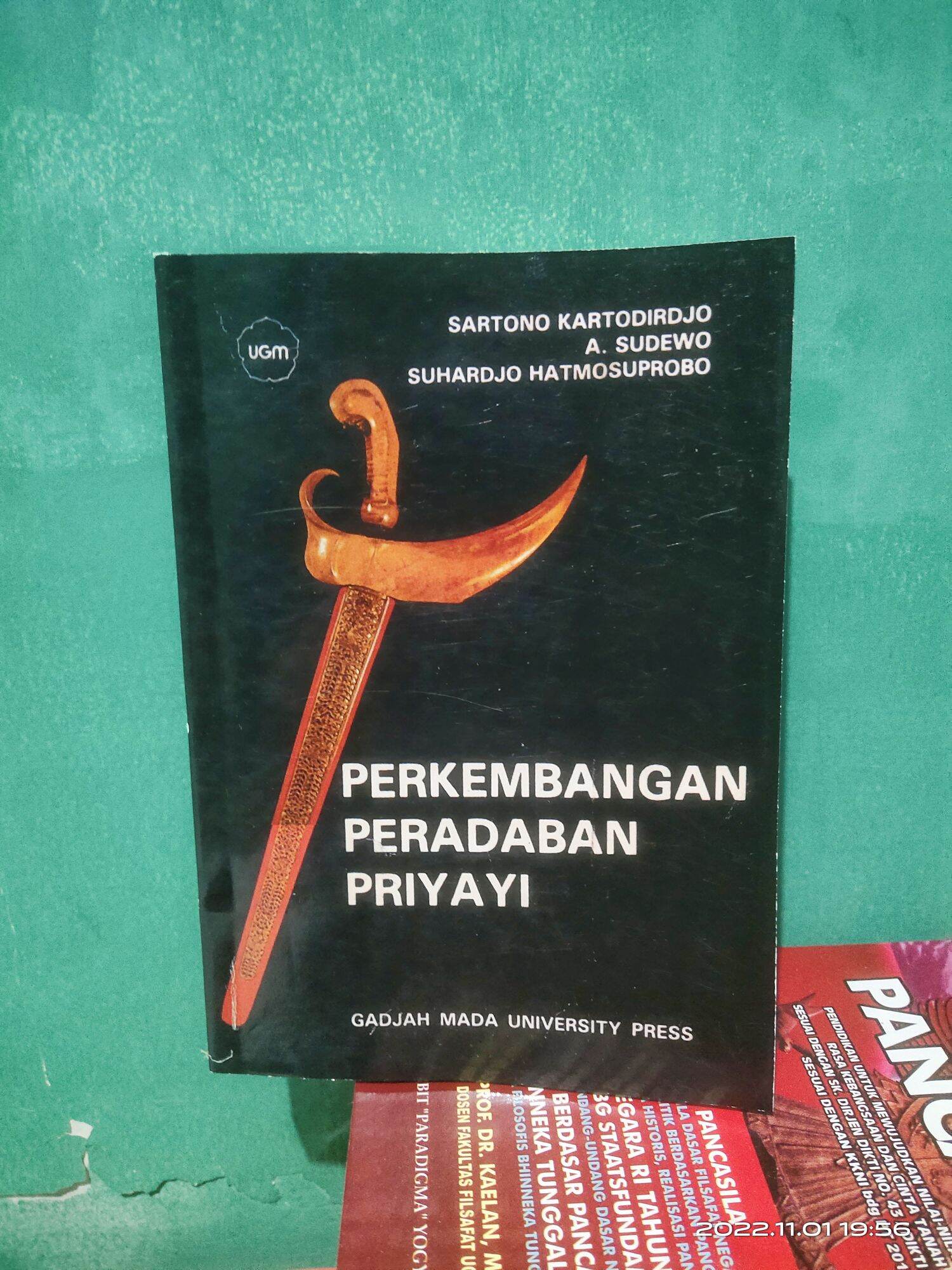 Perkembangan Peradaban Priyayi | Lazada Indonesia