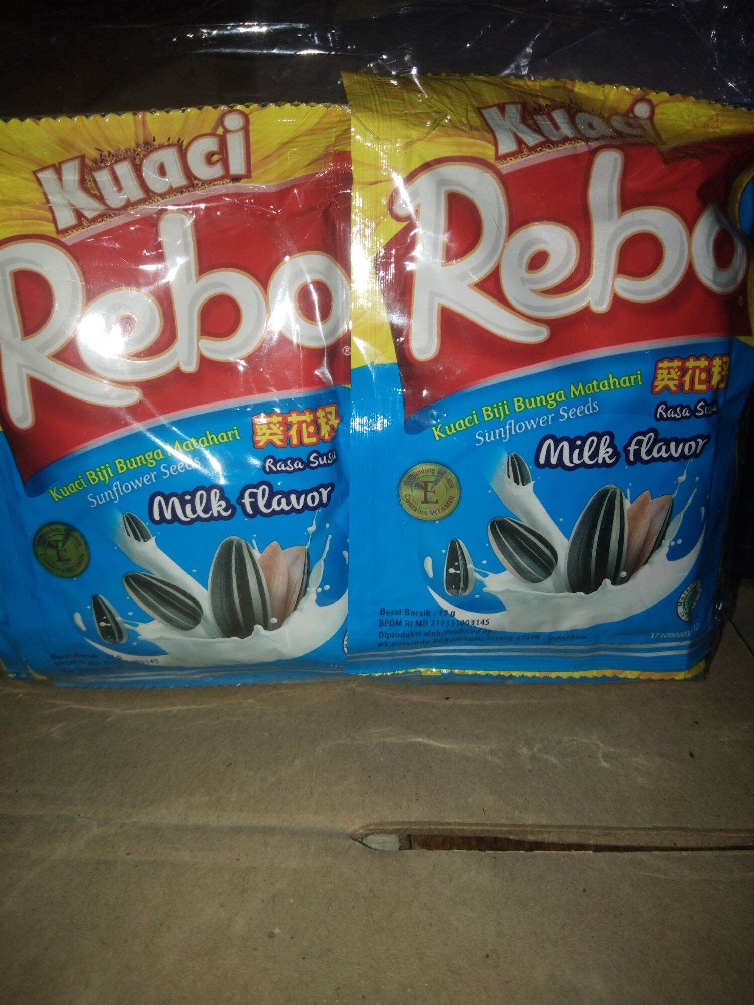 Kwaci Rebo milk flavor 1 pack isi 20 bungkus 13gram | Lazada Indonesia