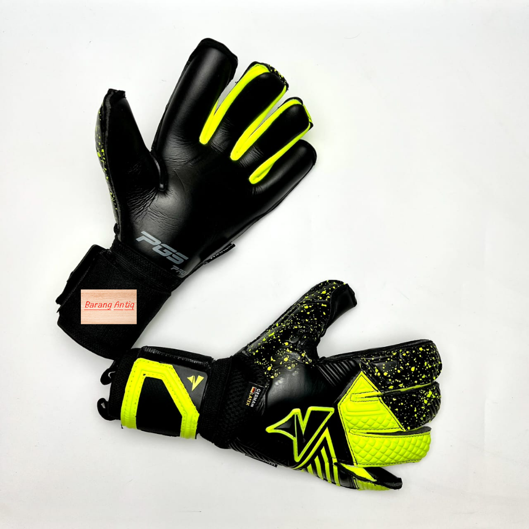 Sarung tangan kiper sepakbola PGS WINNER HITAM HIJAU , DEWASA ,LENGKET ...