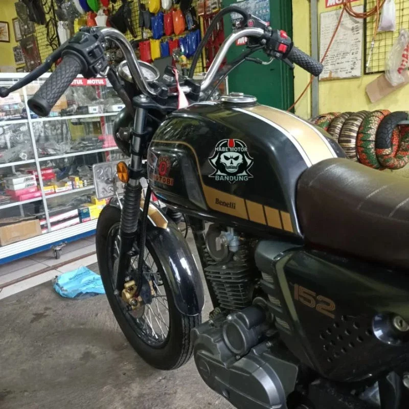 Stang British Britis Custom Crome Chopper Bobber Bratstyle Streetcub ...