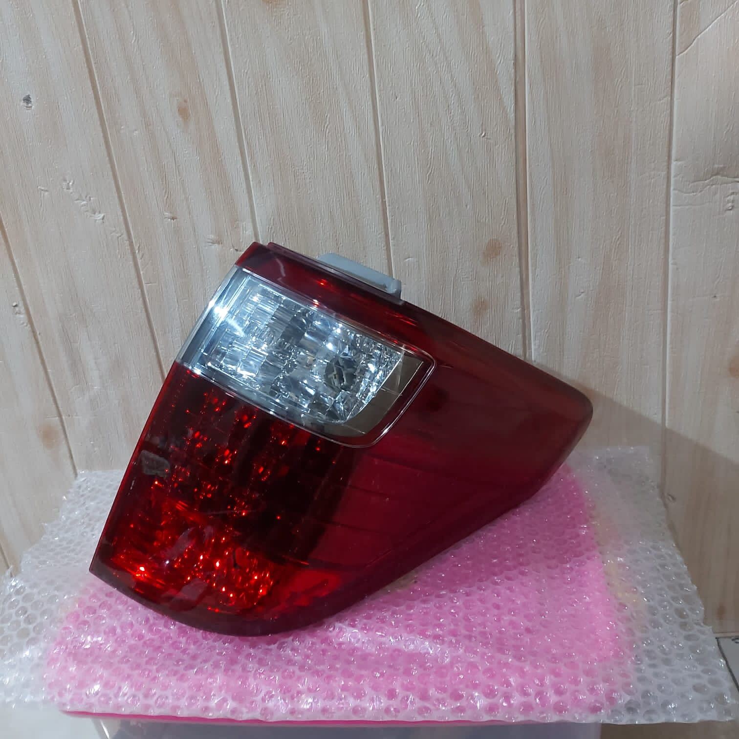 Lampu belakang Toyota Alphard kanan 2012 2013 Original | Lazada Indonesia