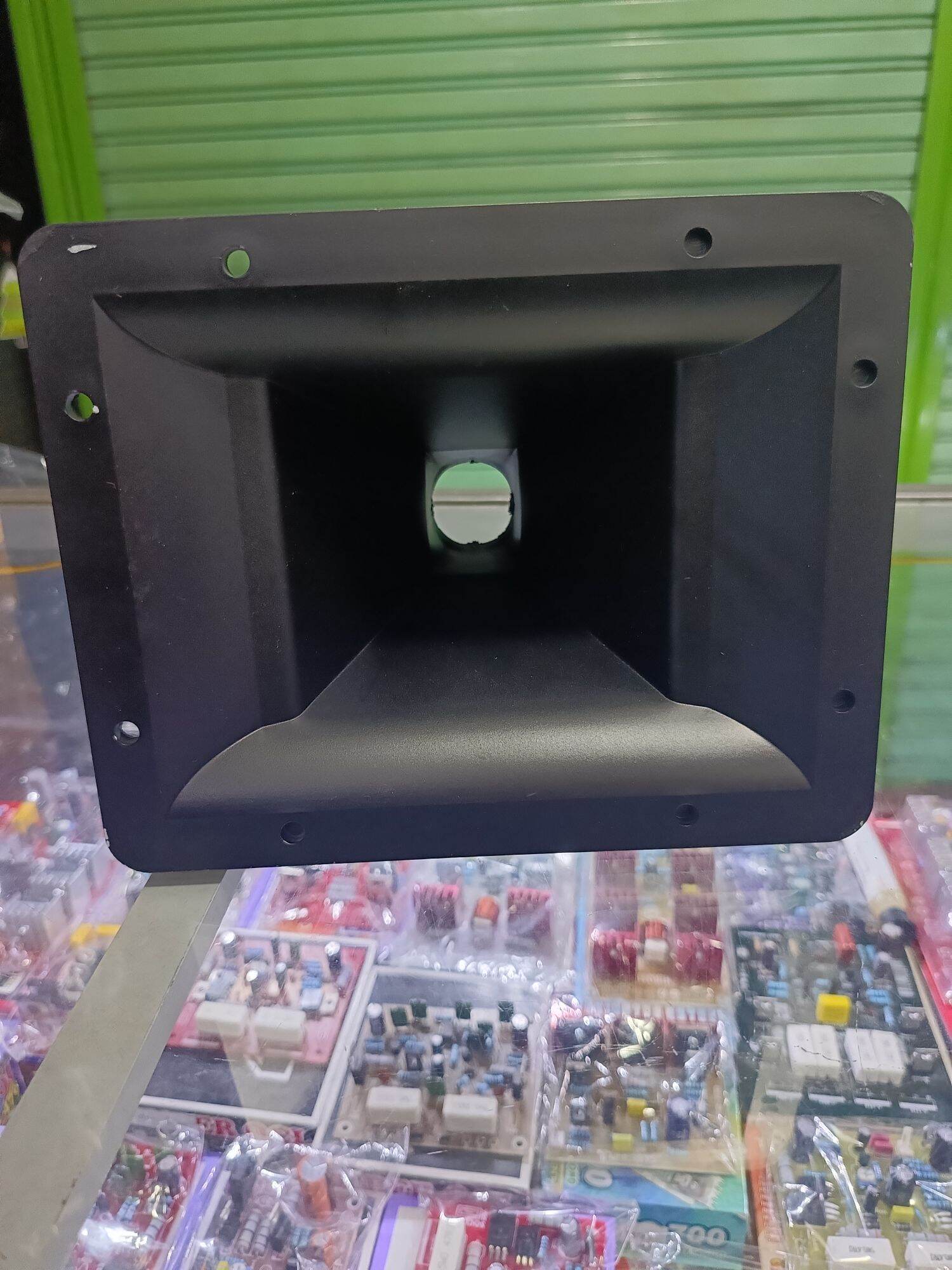 HORN TWITER UKURAN 19X15 BAHAN PVC/ PLASTIK | Lazada Indonesia