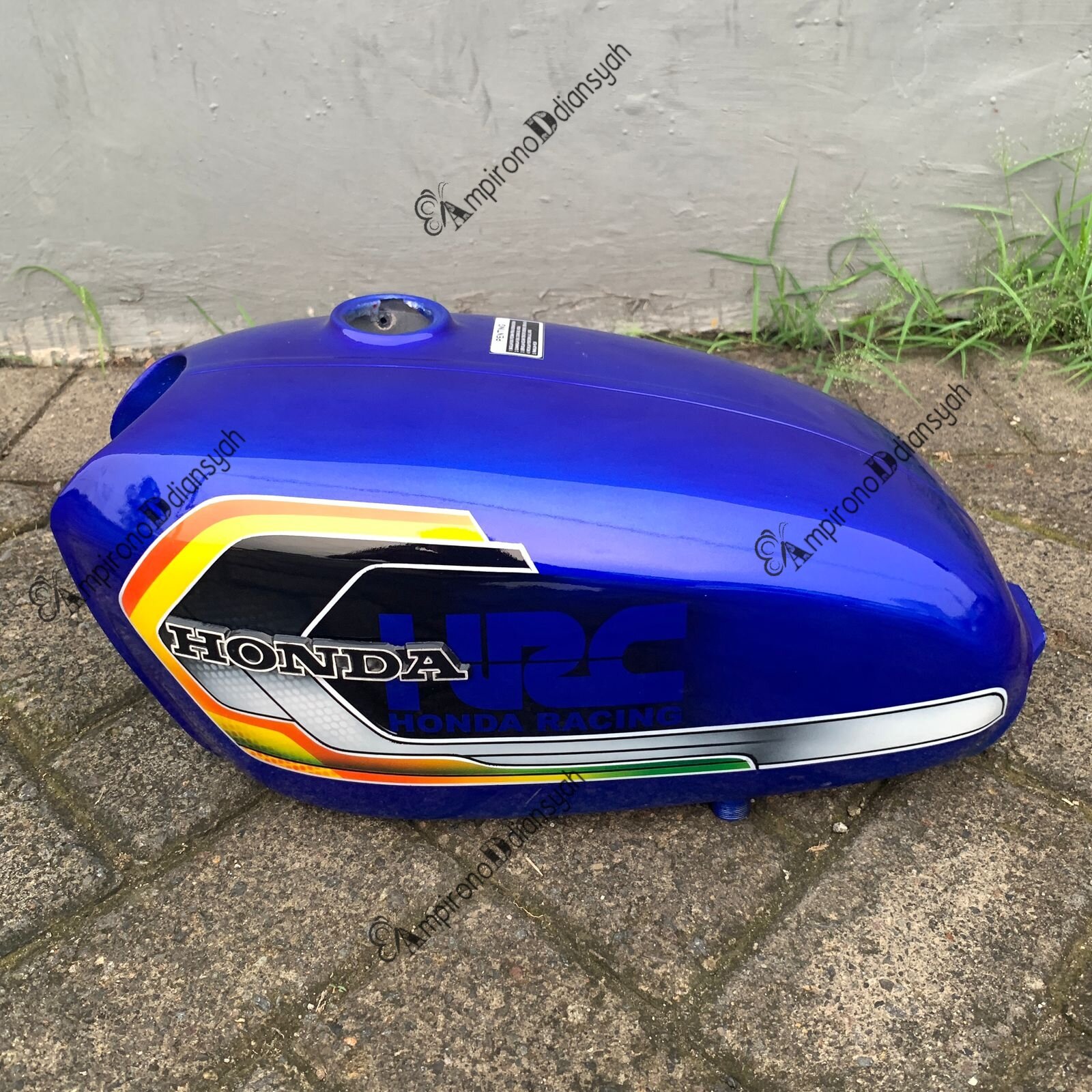 tangki honda cb100 tangki doraemon tangki honda hrc tangki prees bahan ...