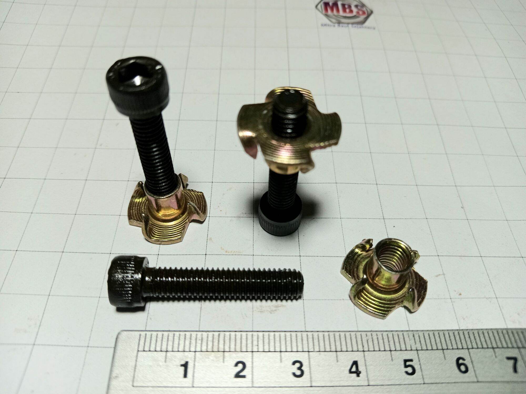 5 Pcs Baut L baja M6 x 30 Dan Mur cakar / Baut L Hitam M6 x 30 Dan Mur cakar / Baut speaker ...