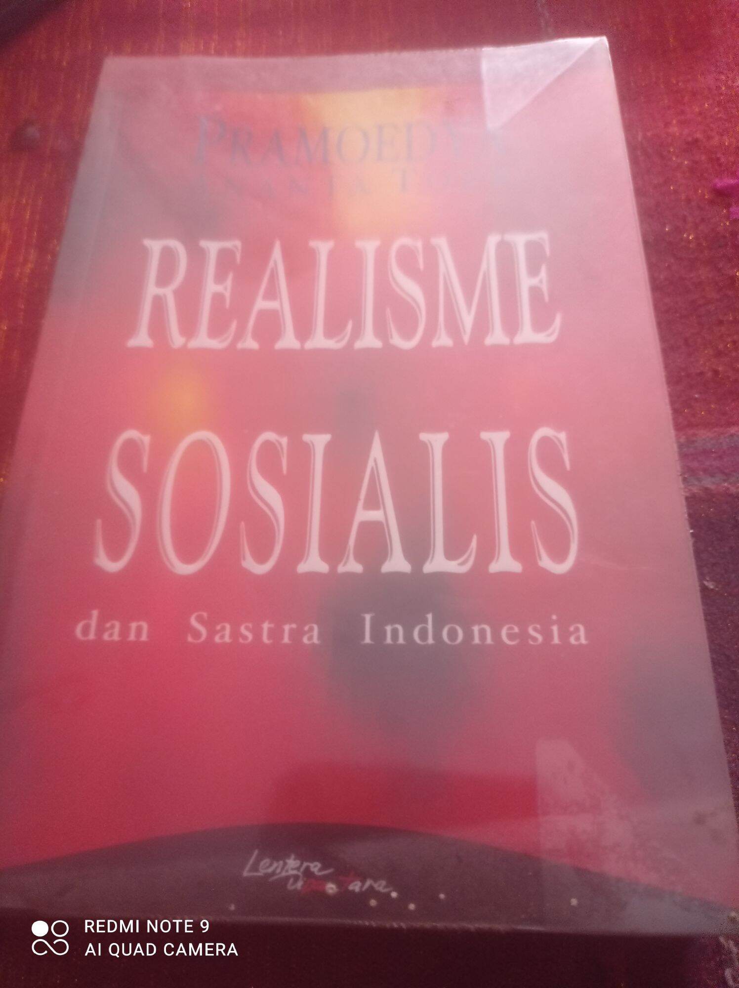 Buku realisme sosialis dan sastra Indonesia | Lazada Indonesia