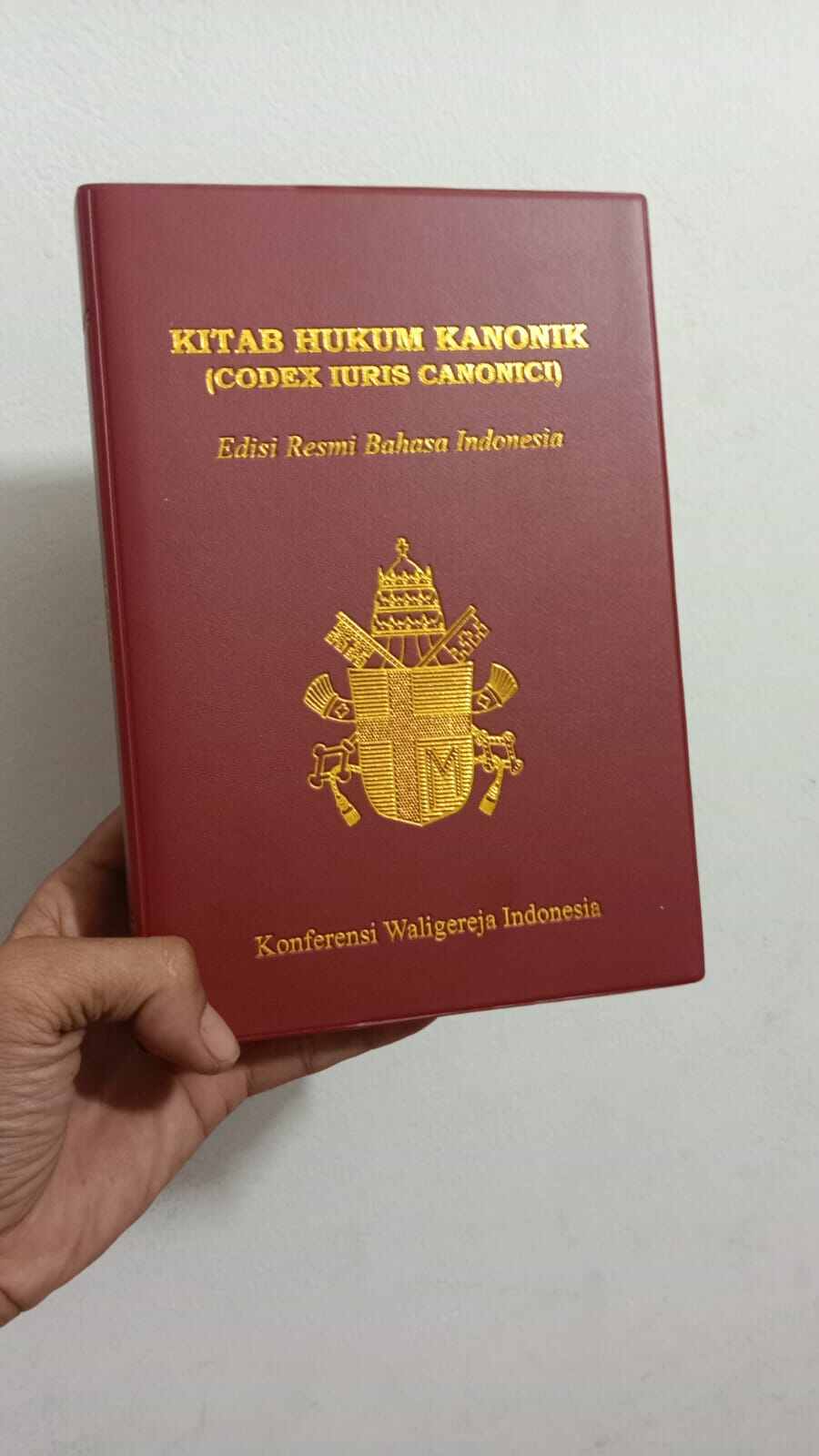 BUKU KAMUS KITAB HUKUM KANONIK EDISI RESMI BAHASA INDONESIA | Lazada ...