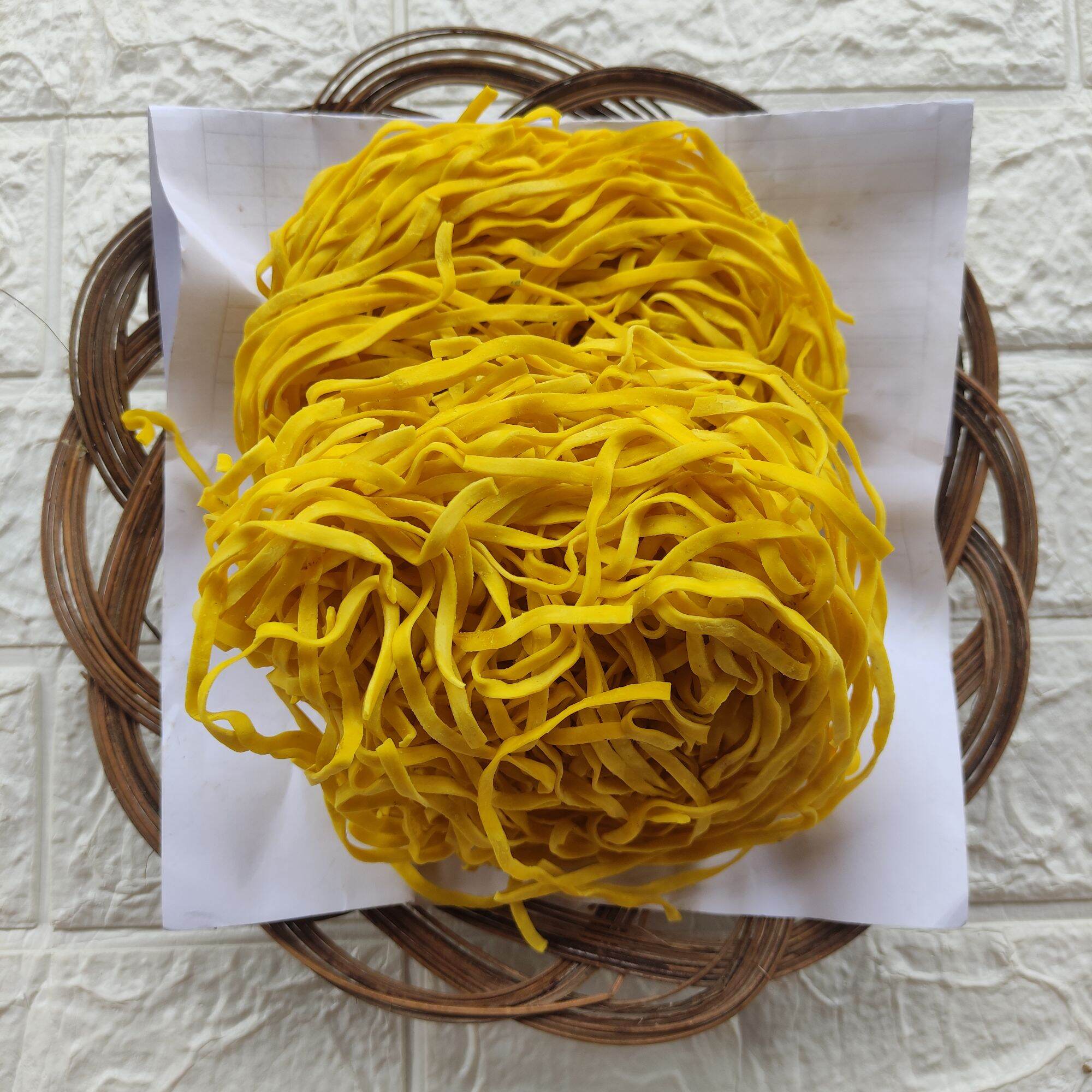 SALERO AWAK Oleh oleh makanan mie kuning pipih picak bulat kering pical ...