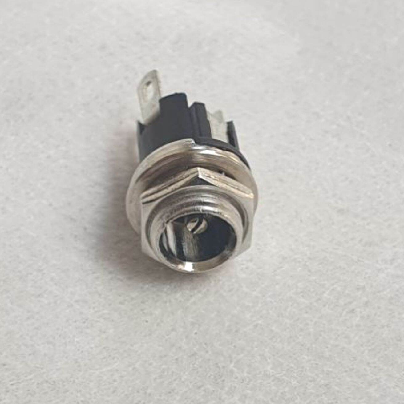 Soket DC Body Besi Bulat | Lazada Indonesia