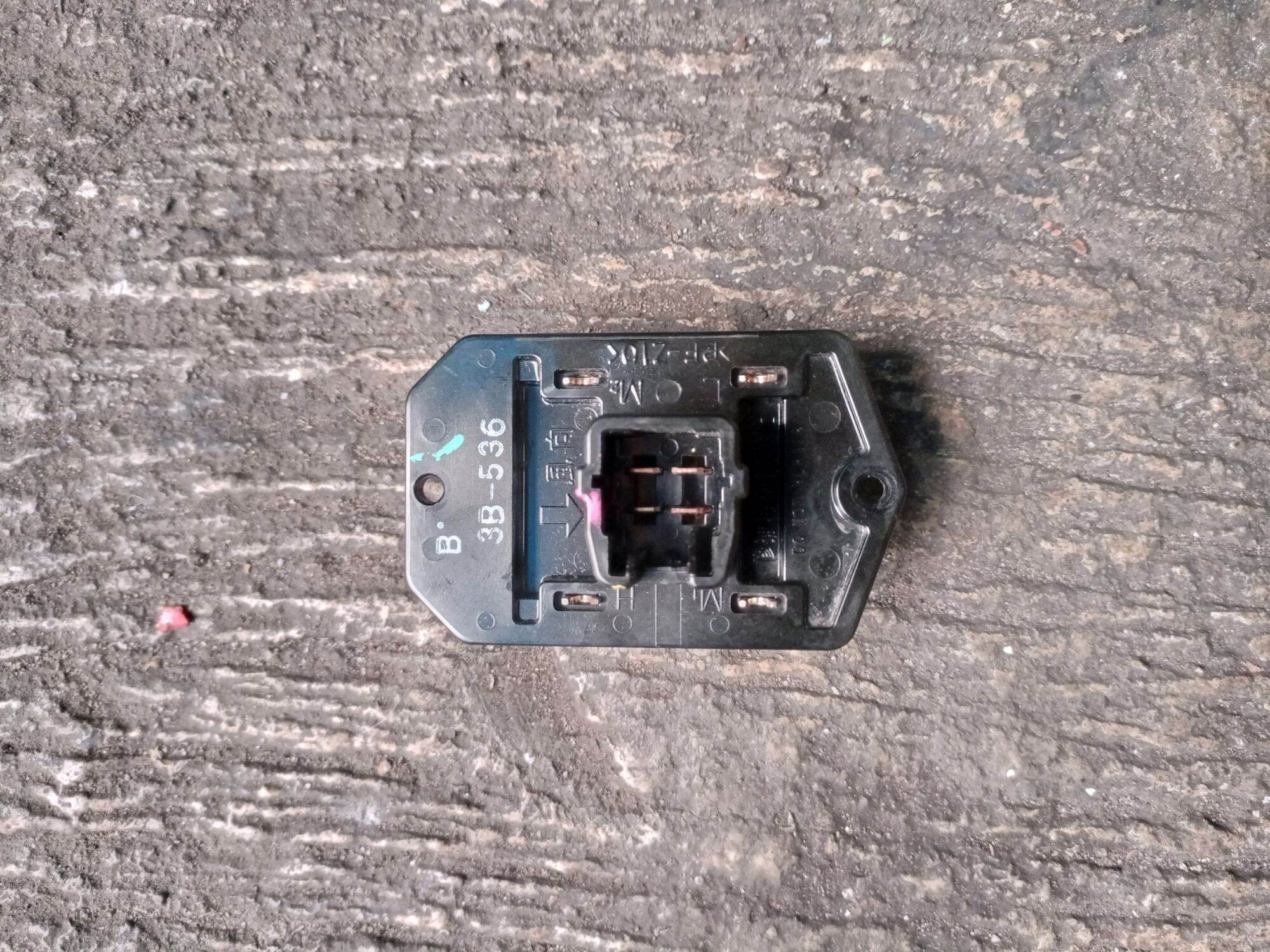 resistor blower hino lohan 87138-ev060 | Lazada Indonesia