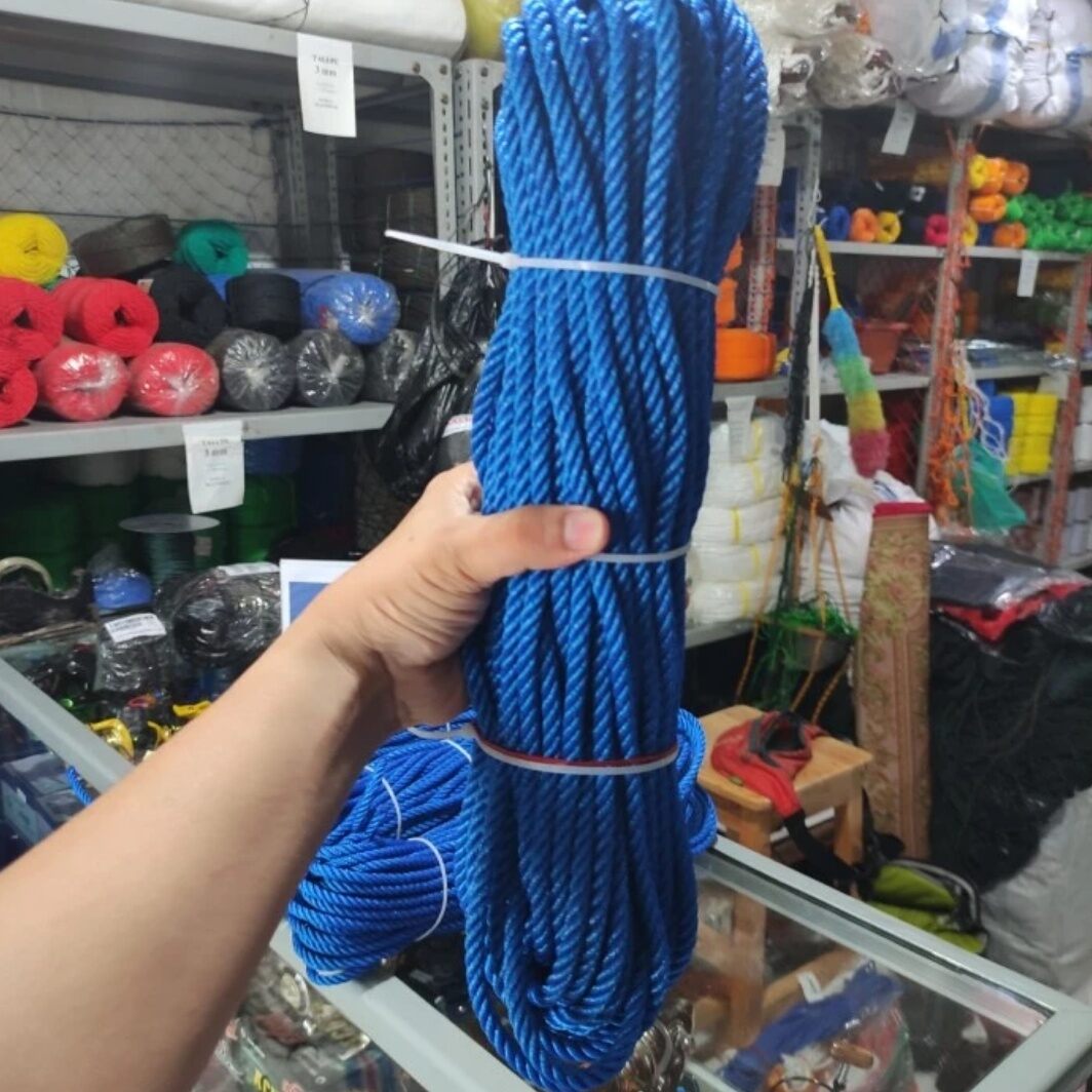 TALI TAMBANG PLASTIK 10 MM 30 METER TALI IKAT BARANG TRUK MOBIL BAK ...