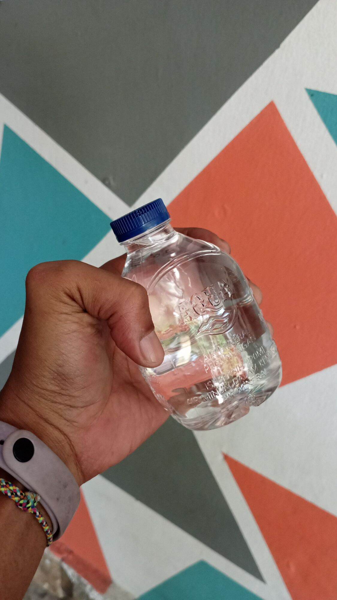 Aqua mini 220ml Limited Edition | Lazada Indonesia