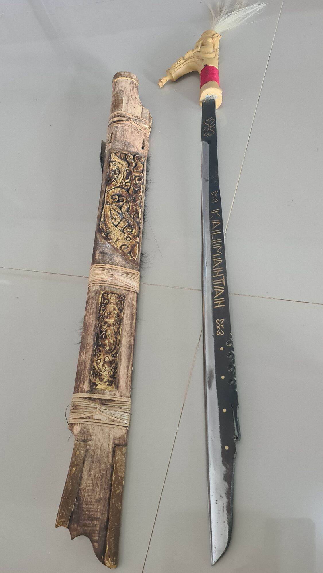 Mandau kalimantan panjang -+80 cm | Lazada Indonesia