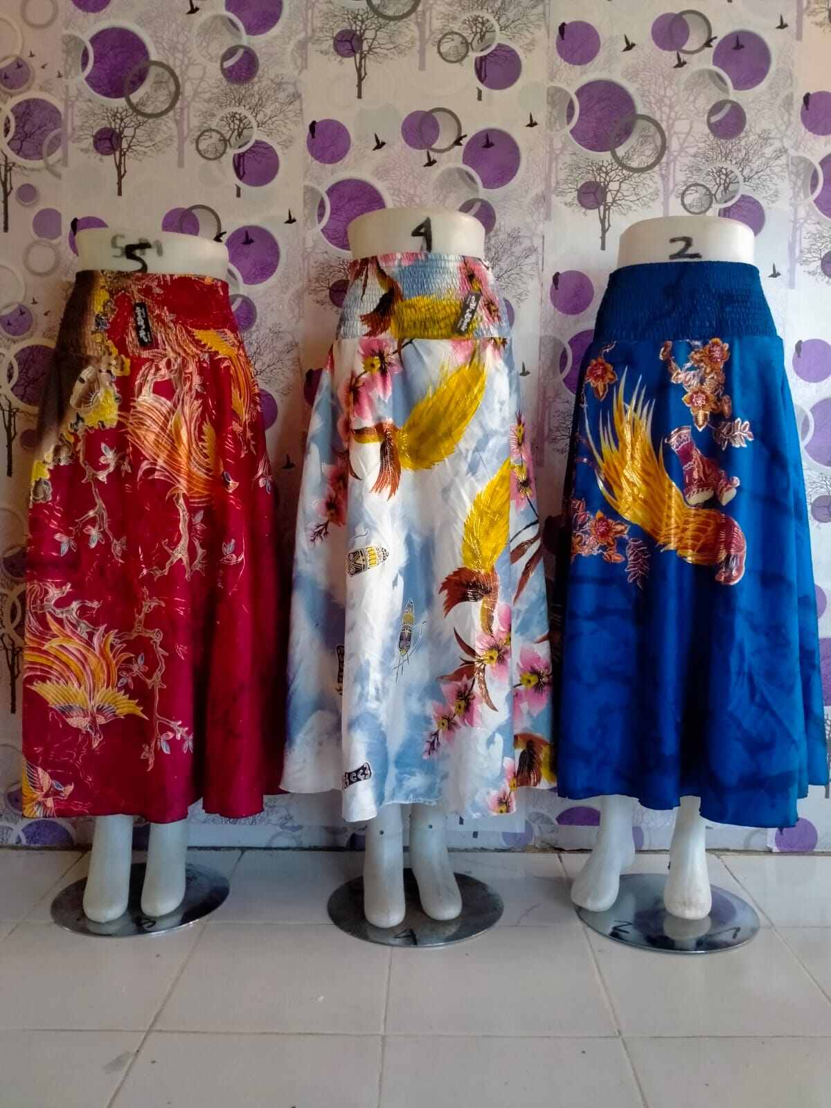 ROK PAYUNG MOTIF BATIK PAPUA (BURUNG CENDRAWASI) DENGAN PINGGANG KARET ...