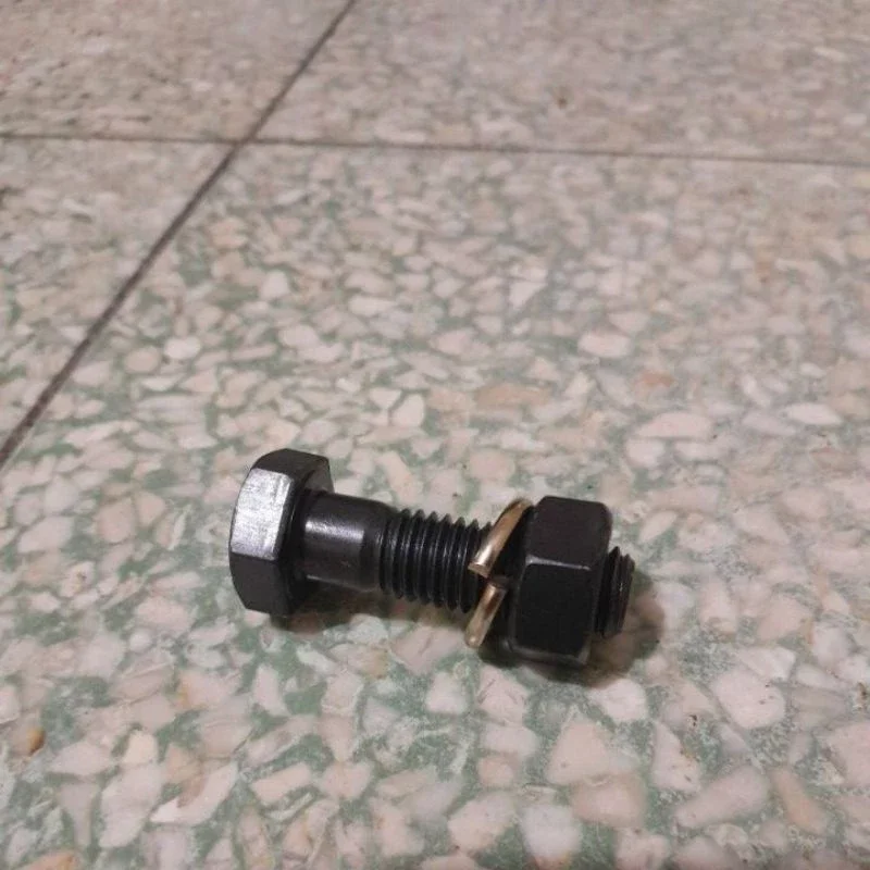 BAUT RODA BAJA 8.8 TRAKTOR TANGAN YANMAR KUBOTA QUICK M12X40 KUNCI19 ...